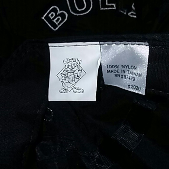 Nike | Other | Vintage Chicago Bulls Wb Tasmanian Devil | Poshmark